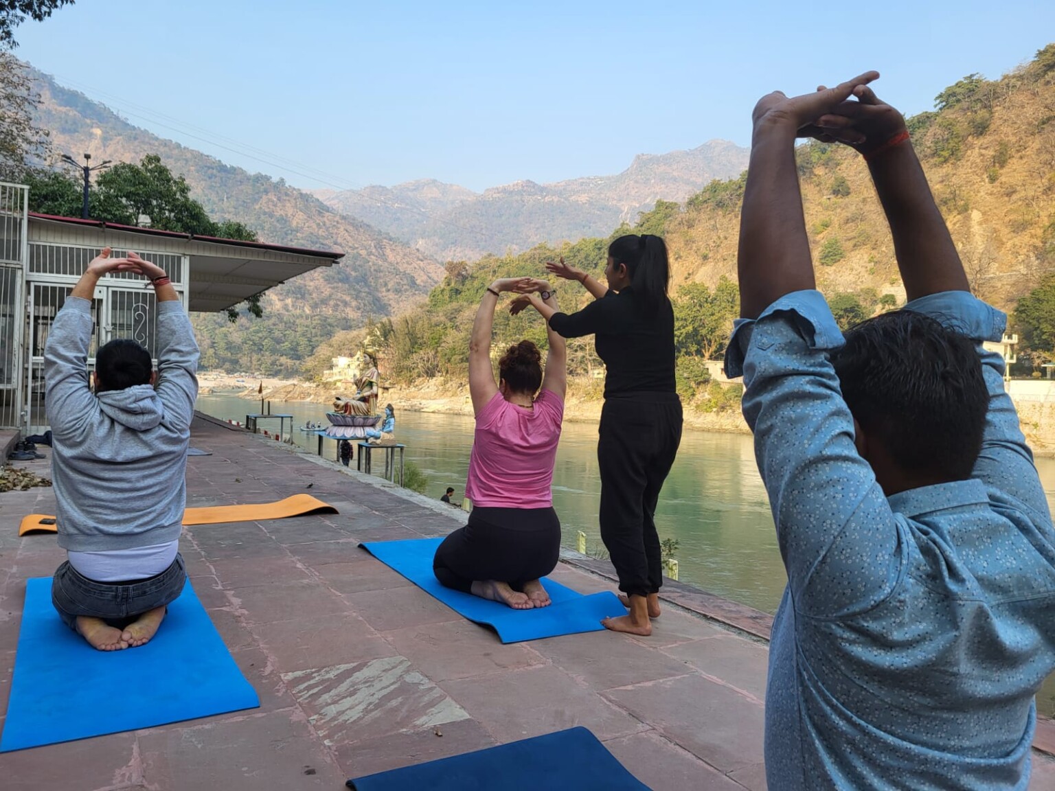 3 Day Yoga Meditation Retreat, Rishikesh / Short Yoga Course – Vedanjana
